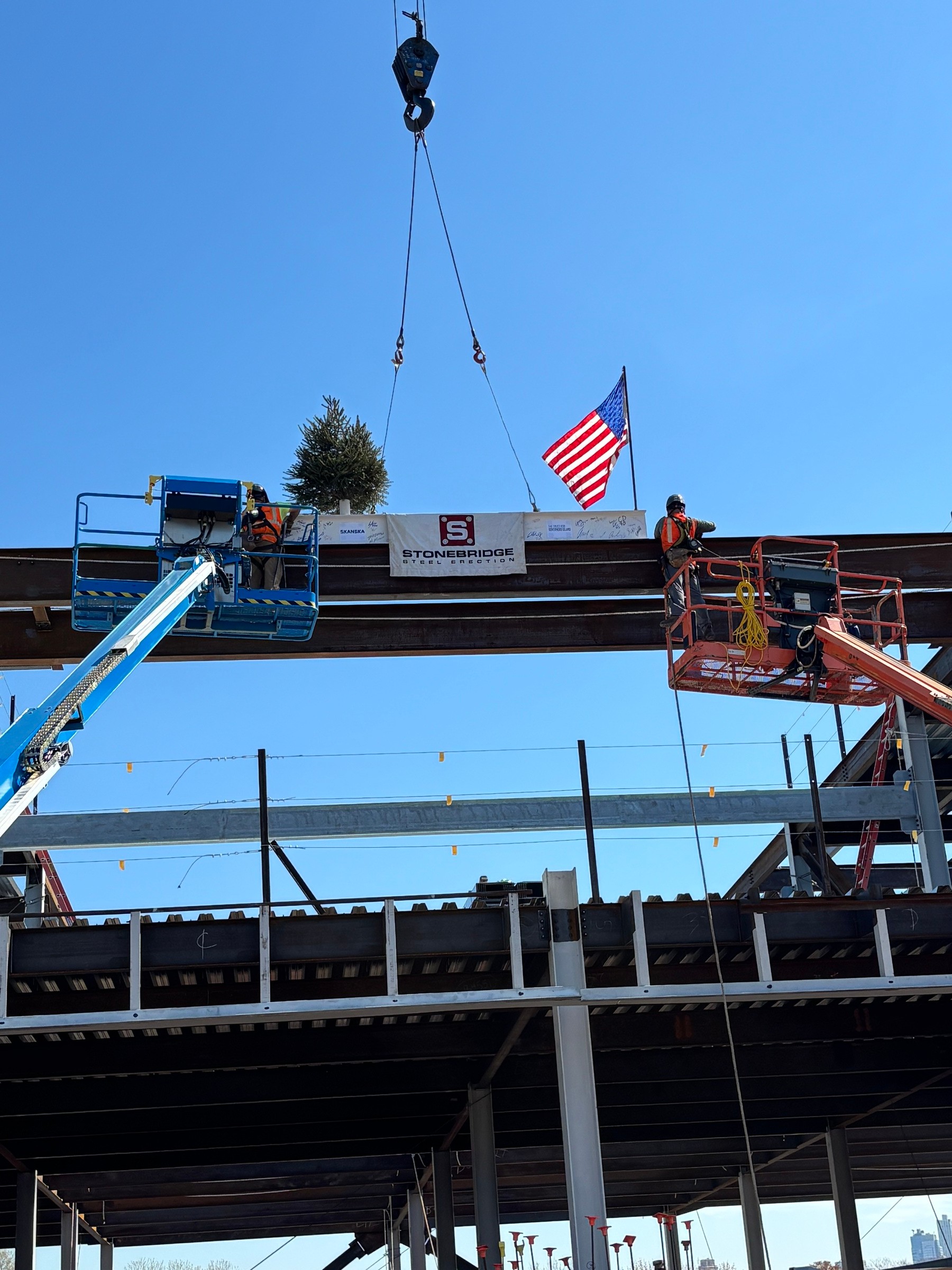 Skanska and the Trust for Governors Island celebrate the topping out of ...